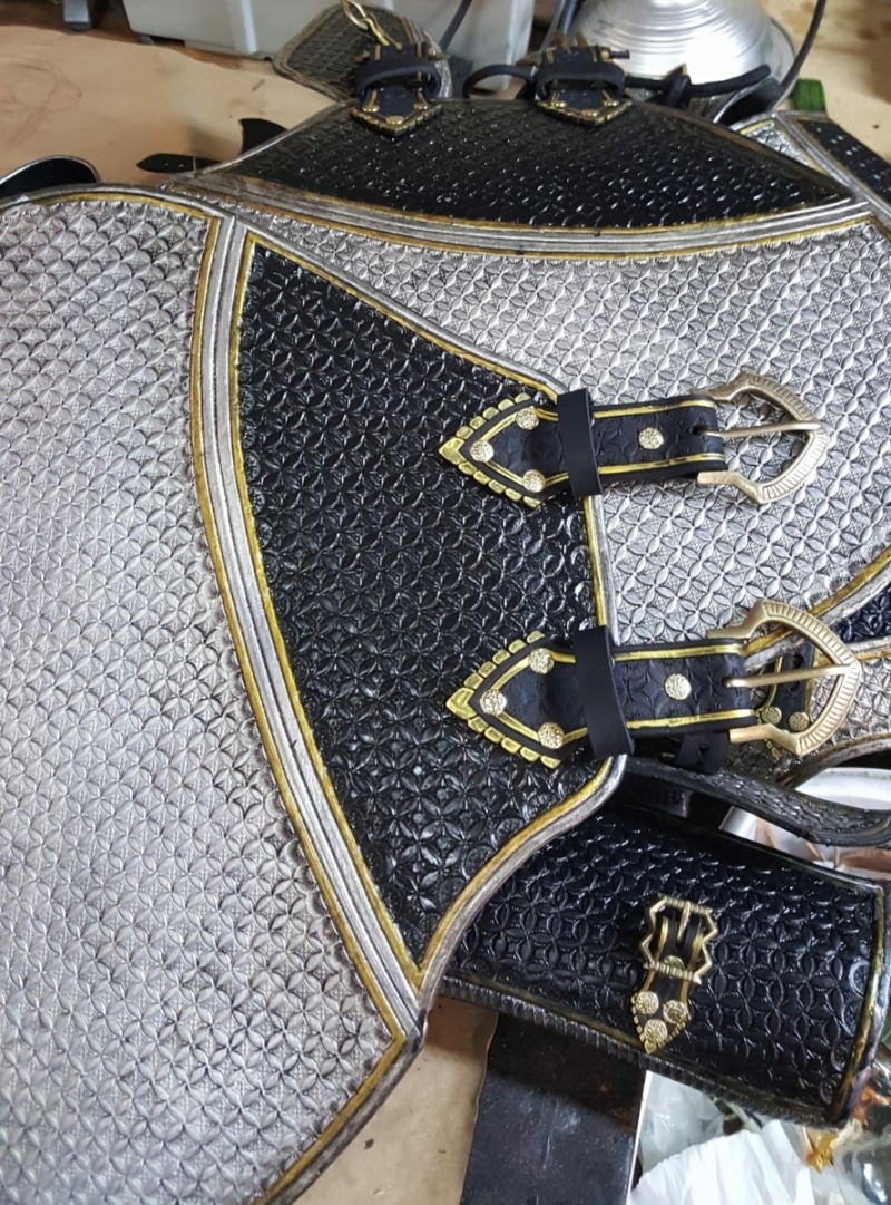 Gallery - White Knight Armor - Prince Armory