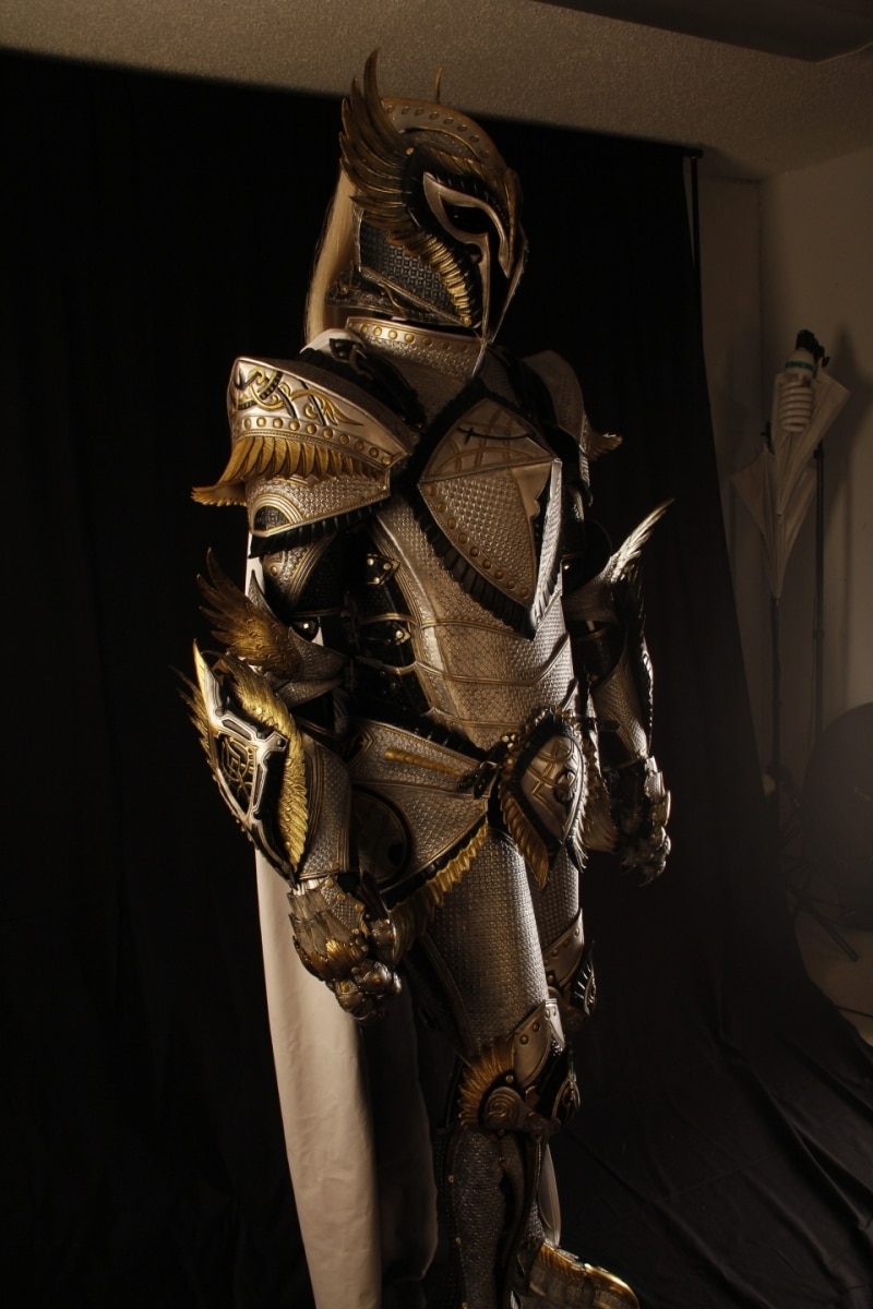 Gallery - White Knight Armor - Prince Armory